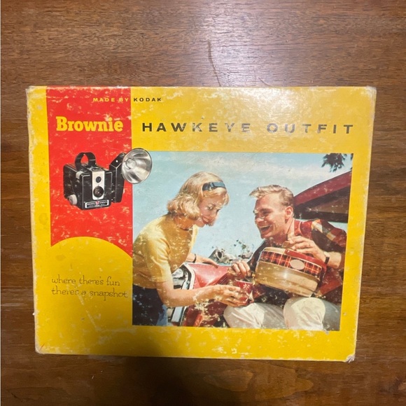 Browning | Cameras, Photo & Video | Vintage Brownie Hawkeye Camera In ...